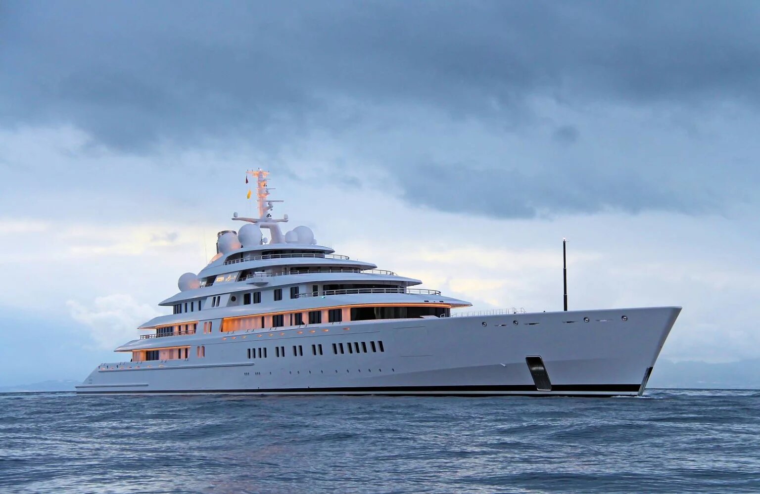 Top Ten Most Beautiful Yachts in the World - Borrow A Boat Magazine